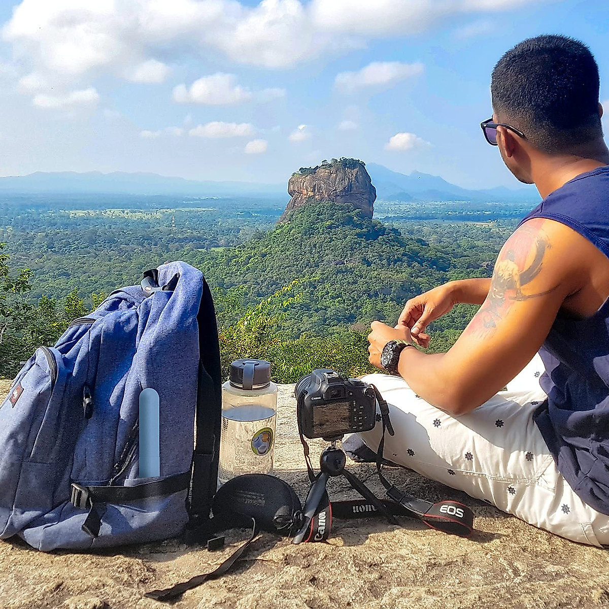 Oomcu Pack of 4 Travel Toothbrush Case, 4 Color Toothbrush Case Holder Portable Breathable Toothbrush Storage for Home, Camping, School, Travel