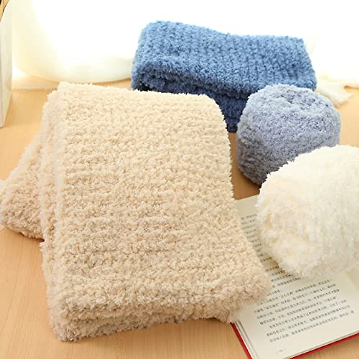 Generic Chenille Yarn Fluffy Coral Velvet Yarn Hard to Fade for Sewing Shop 1 Roll White