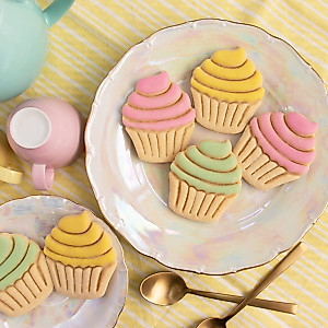 Cupcake cookie cutter, 1 piece - Bakerlogy