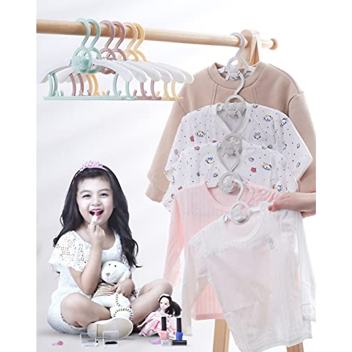 Baby Hangers 20pcs Adjustable Non-Slip Children Baby Nursery Closet Hangers Children Coat Hanger Extendable Laundry Infant Hangers for Girl Boy Toddler Kid Child Newborn Laundry Gifts (20 pcs, Brown)