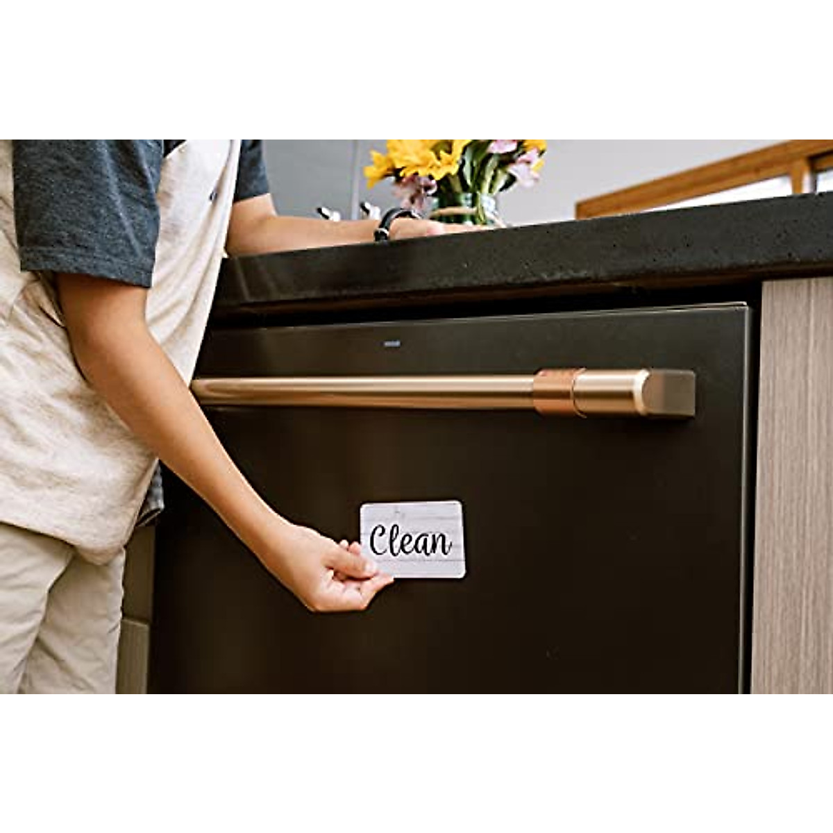 Black and White Wood Clean Dirty Dishwasher Magnet, Reversible Dish Washer Sign, Double Sided Strong Kitchen Flip Indicator, Bonus Universal Magnetic Plate, Neutral Rustic White and Black Magnet