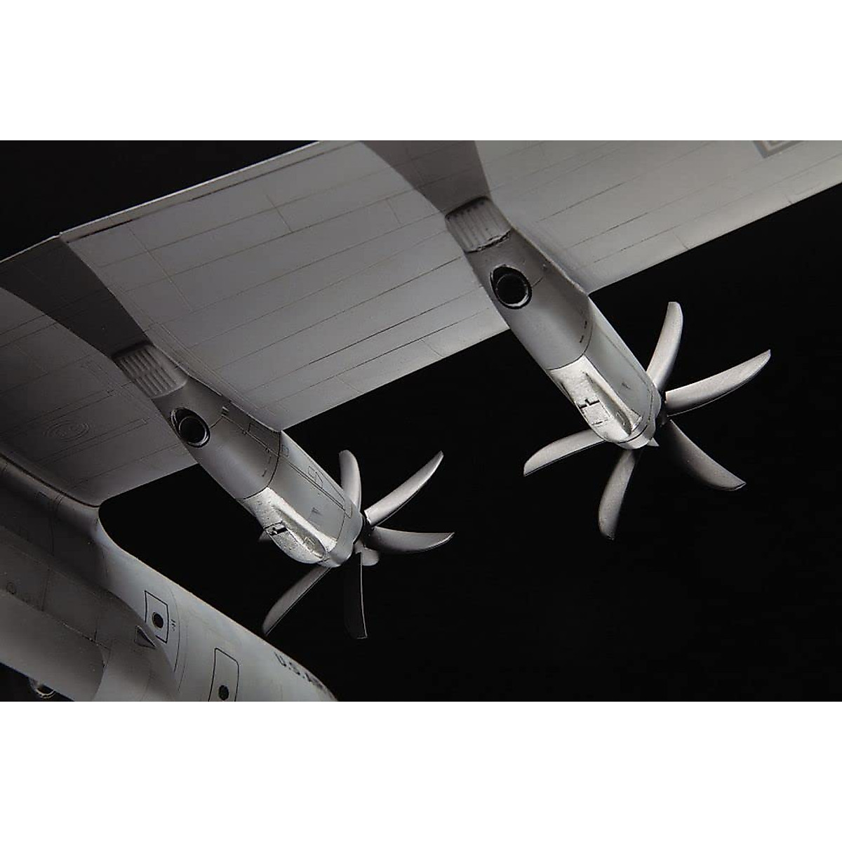 Zvezda -7325 Hercules C-130J, Scale 1/72, Model Kit, ZS7325