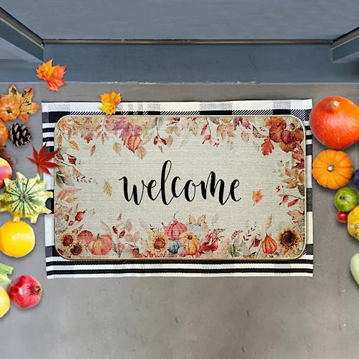 Voanos Fall Welcome Door Mat，Autumn Maple Leafs Pumpkins Theme Outdoor Entrance Doormat Non-Slip Rubber Matt for Indoor Fall Decor 17 x 30 Inch