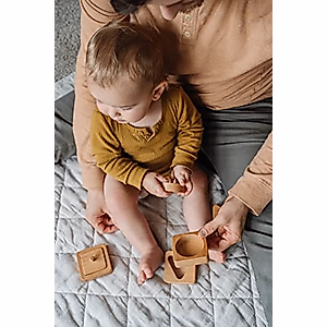 Montessori Shape Puzzle - Baby Puzzles 6-12 Months - Baby's First Puzzle - Knob Wooded Puzzles for Infant and Toddler - Geometric Shapes Puzzle - Babies First Shapes