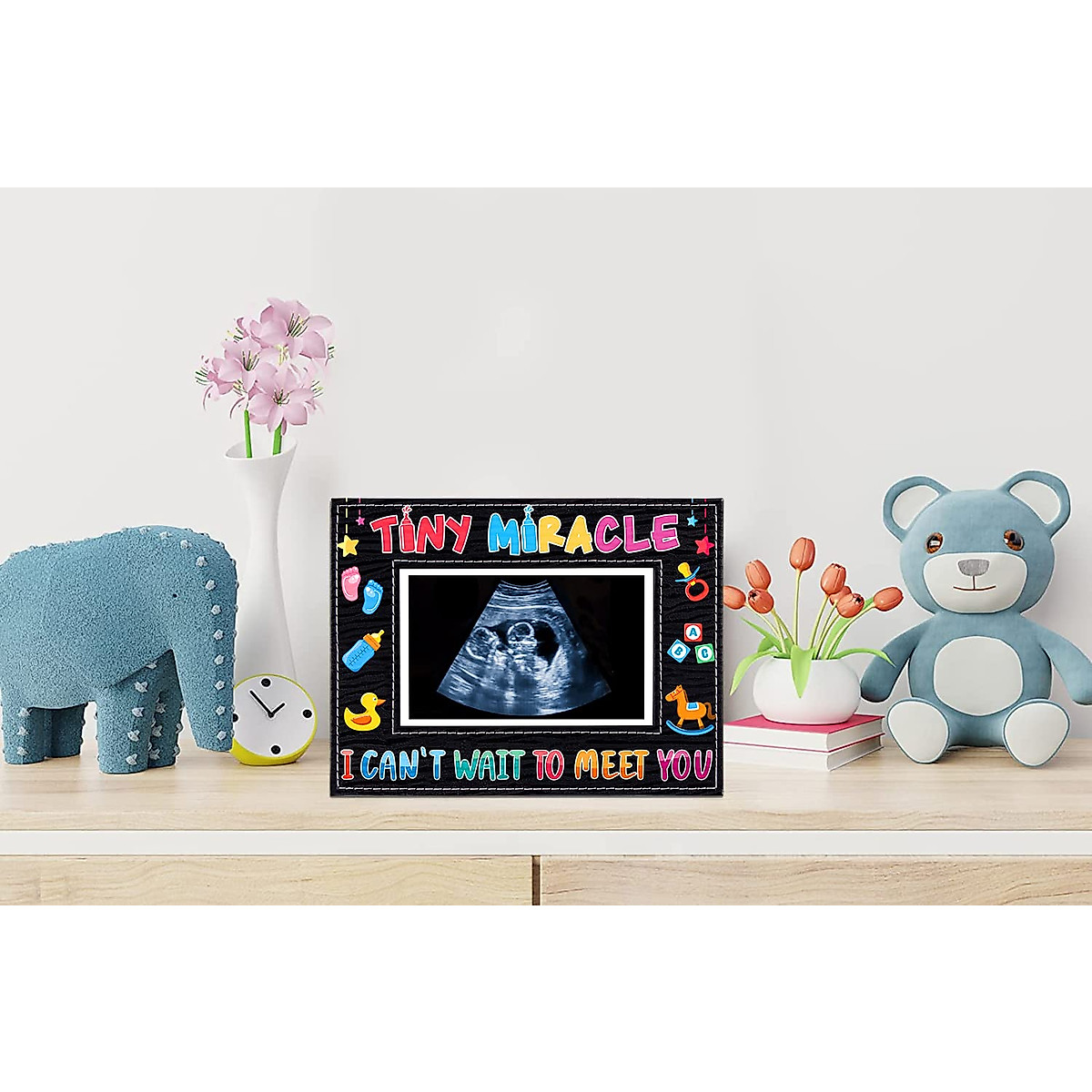 PETCEE Mothers Day Gifts for Mom Grandma Women First Mothers Day Picture Frames for Mom and Baby Grandma and Me First Mothers Day Photo Frames for New Baby Mom to be Newborn Parents Nursery Decor