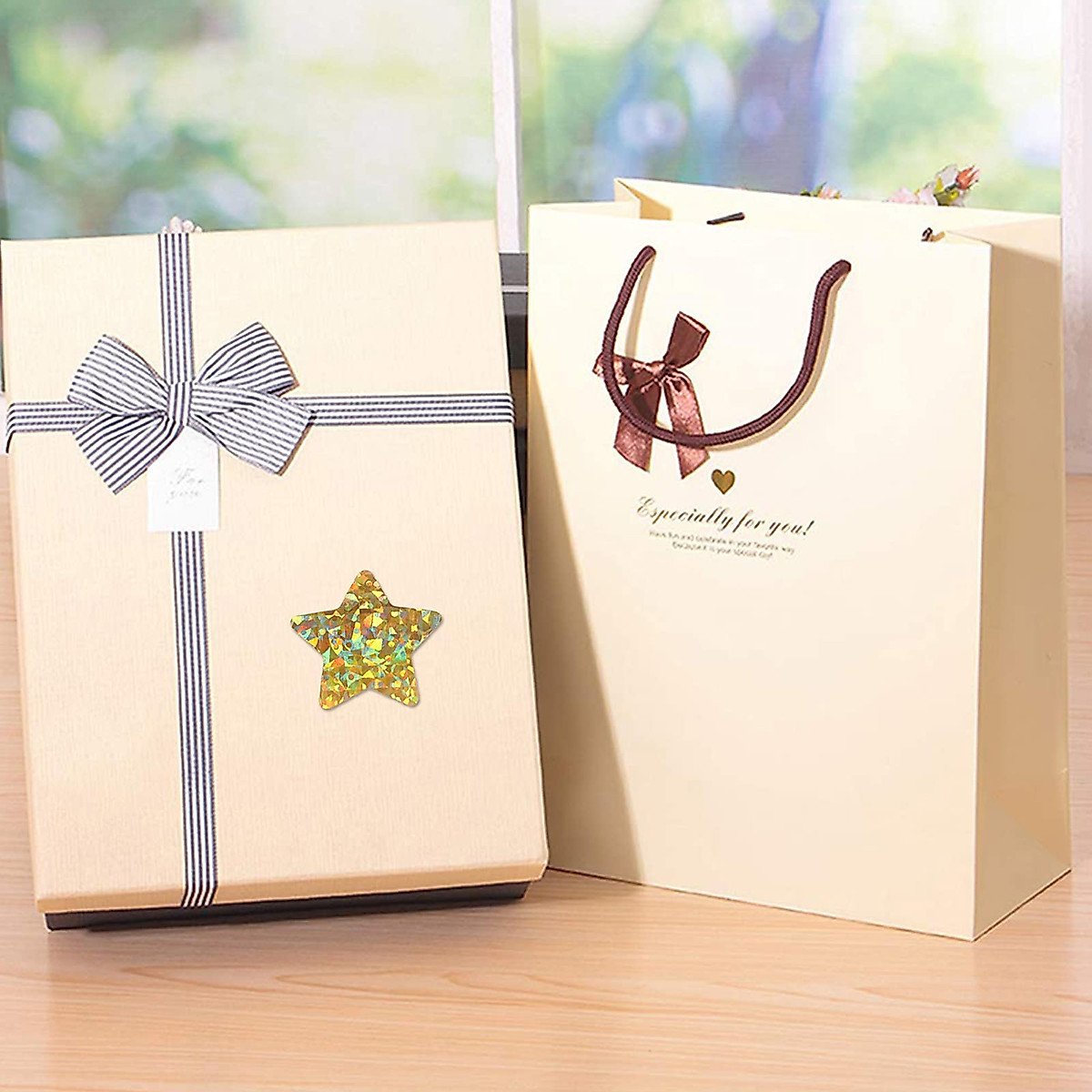 Fiercy 1 inch Gold Star Stickers with Glitter Holographic Pattern, 500 pcs Sparkling Self-adhensive Label Roll, Star Stickers for Personal and Business Use