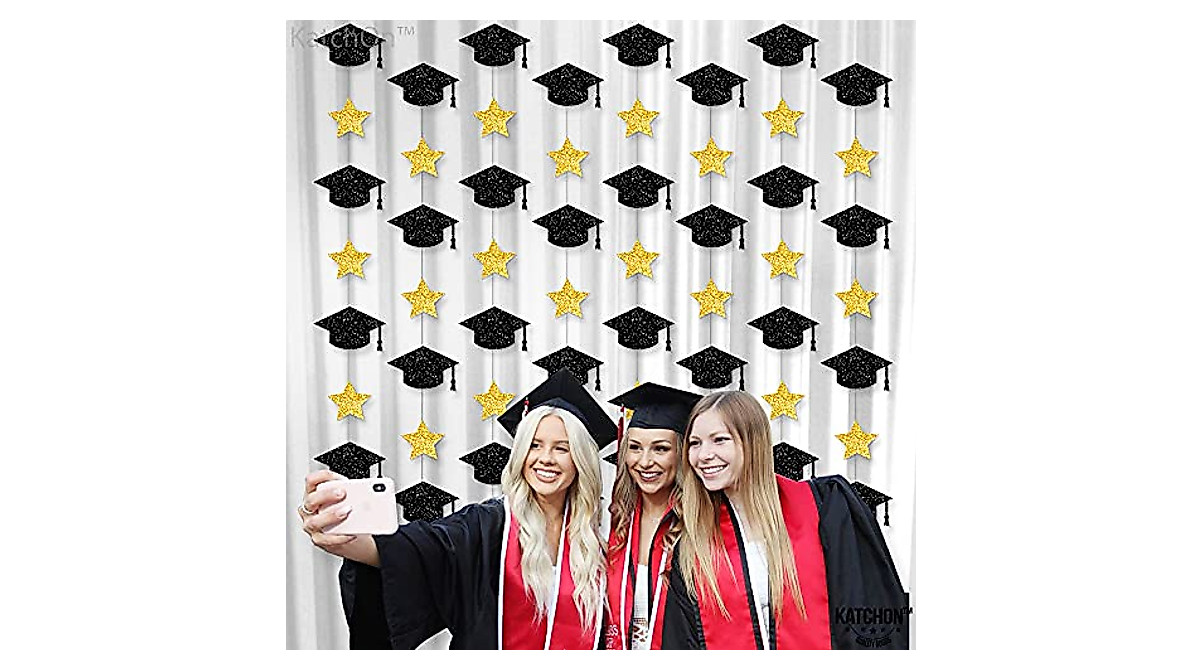 Black and Gold Graduation Garland for 2023 Celebration
