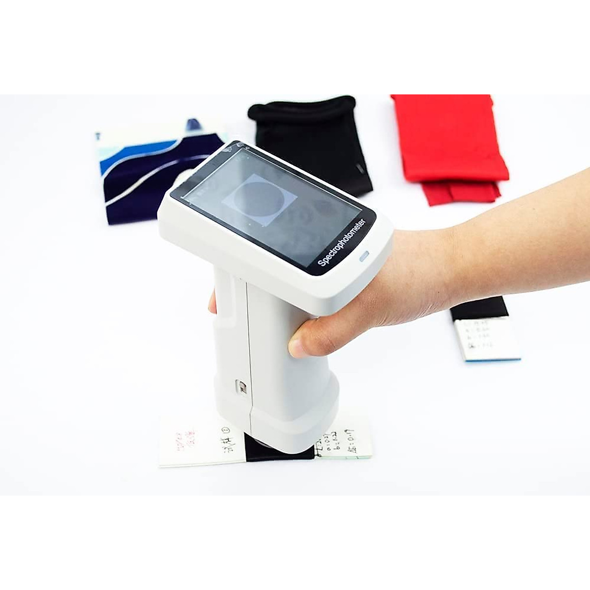 YFYIQI Three Apertures Spectrophotometer D/8 SCI SCE Spectrocolorimeter Color Meter Tester Analyzer with Repeatability ≤0.03 Interval 10nm PC Software Mobile App