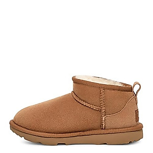 UGG Unisex-Child Classic Ultra Mini Boot, Chestnut, 4