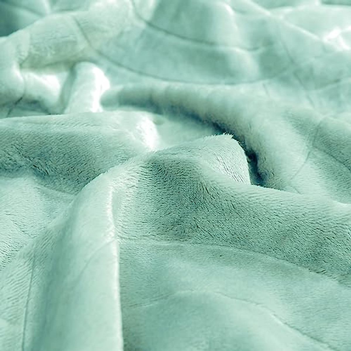 SOFTBEAR Mint Green Throw Blanket Flannel Fleece Semi-Circular Pattern, Soft, Fluffy, Plush and Warm Blanket for Bed, Couch, Sofa, Camping