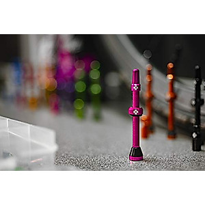 Muc Off 1051 Black Tubeless Presta Valves, 44mm - Premium No Leak Bicycle Valves with Integrated Valve Core Removal Tool