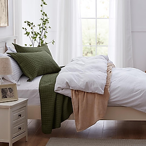 SunStyle Home Olive Green Quilt, Queen Size Quilt Set Lightweight Bedspread Full Soft Reversible Coverlet for All Season 3pcs Army Green Square Quilted Bedding Sets (1 Quilt 2 Pillow Shams)(90"x96")