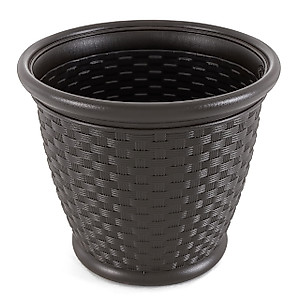 Suncast Sonora 18 Inch Lightweight Durable Plastic Wicker Decorative Flower Planter Pot for Yard, Garden, Indoor or Outdoor Use, Brown