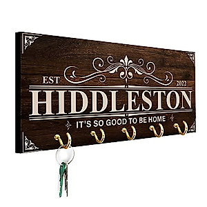 MUCHNEE Customized Wooden Key Holder - Personalized Couple Name, Vintage Commemorative Key Ring Holder Hook Art with 5 Hooks for Wall, Entryway, Mudroom, New Home Décor Gift for Wedding Housewarming