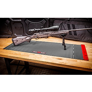 Real Avid Universal Smart Mat - 43x16”, Large Gun Cleaning Mat With Integrated Red Parts Tray, Gun Oil Resistant, Non-Slip, Padded Cleaning Mat, Great Rifle Cleaning Mat for Gun Cleaning Kits,charcoal