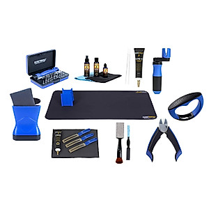 MusicNomad Ultimate at Home Guitar and Bass Work Station (MN290)