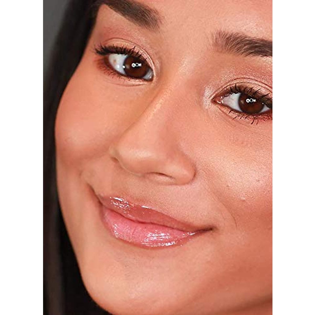 VASANTI Hyaluronic Boost Lip Plumper - Non-Sticky Lightweight Cosmetics for Soft Hydrated Lips (Metallic Shine)