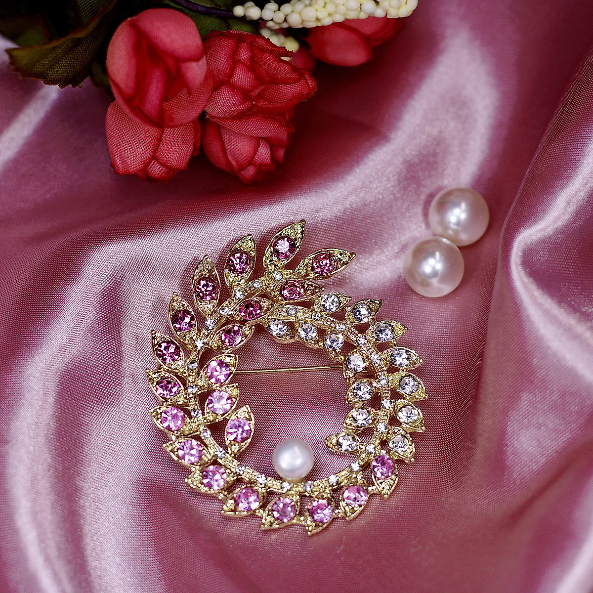 Rhinestone Crystal Round Flower Leaf Vine Brooch Pin for Women Girls Party Fully-Jewelled Fashion Freshwater Pearl Lapel Pin Accessories