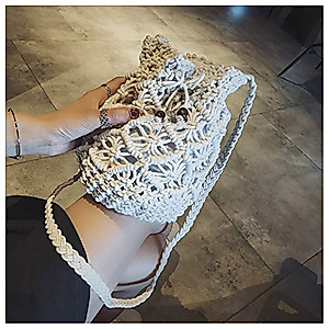 Nice Pies Womens Drawstring Crossbody Bag Beach Handwoven Purse Small Straw bucket bag retro woven hollow Messenger bag