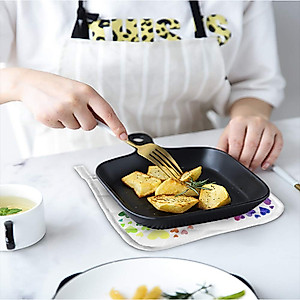 Pot Holders for Kitchen Colorful Rainbow Love Heart Heat Resistant Potholders Summer Romantic Hot Pads Non Slip Kitchen Pot Holders Set of 2 for BBQ Cooking Baking Grilling