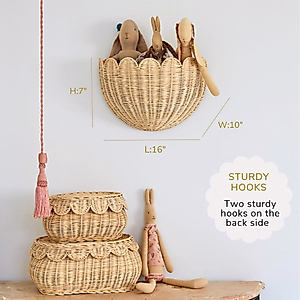 BEBE BASK Scalloped Wicker Wall Basket - Hand Woven Scalloped Basket – Scalloped Décor Wall Hanging Baskets – 16 x 10 x 7 In - Hanging Wall Basket