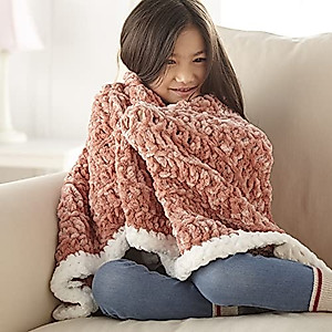 Crafted By Catherine Luxe Velvet Solid Yarn - 2 Pack (98 Yards Each Skein), Black, Gauge 6 Super Bulky