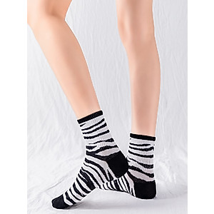 OYOANGLE Women's 6 Pairs Womens Funny socks Cozy Cute Printed Patterned Fun Socks Novelty Socks for Women Gifts Black and White Print One Size