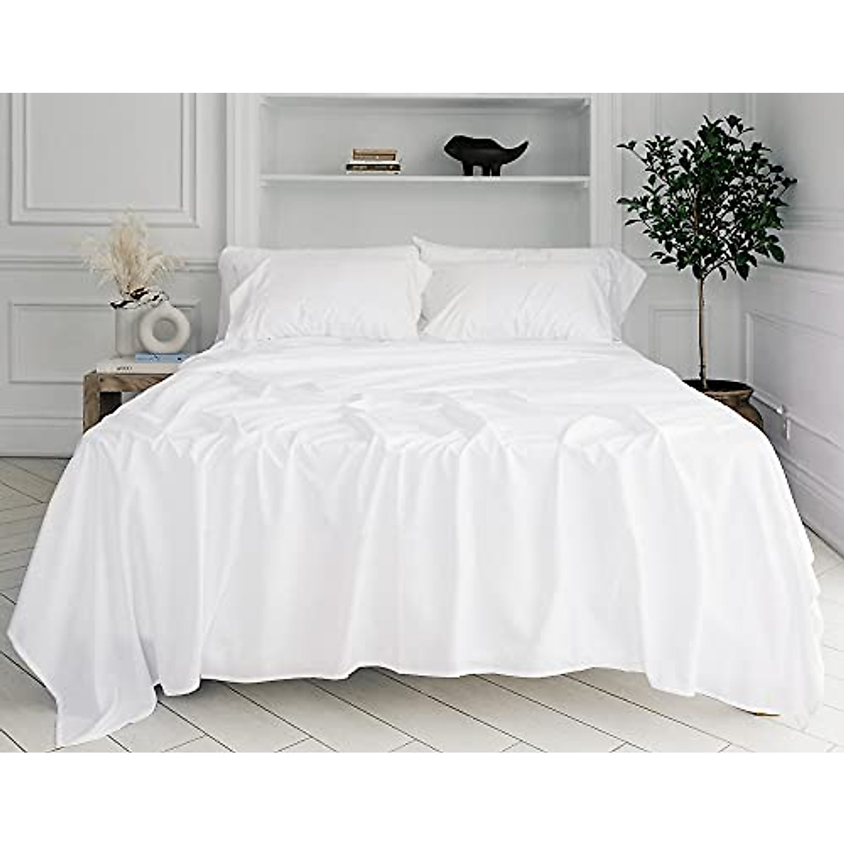 Everspread Bed Linen Set, (4 Piece Sheet Set), Full Size, White. Ultra-Soft & Breathable. Luxury Bedding. Deep Pockets - Fits Mattresses up to 16 inches. Wrinkle & Fade Resistant