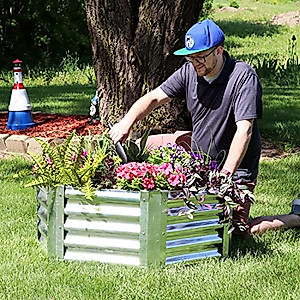 Sunnydaze 40" Hexagon Galvanized Steel Raised Garden Bed Kit - Outdoor Metal Planter for Plants and Vegetables - Silver