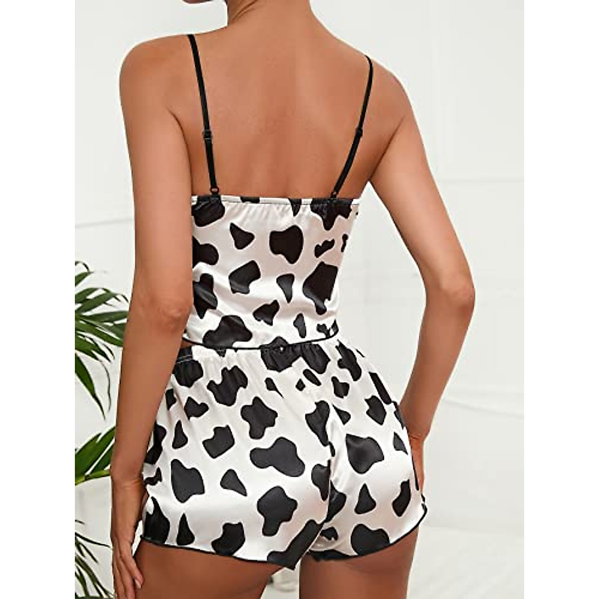 WDIRARA Women's Sleepwear Cute Print Lettuce Trim Cami and Shorts Pajama Set White Black Cow S