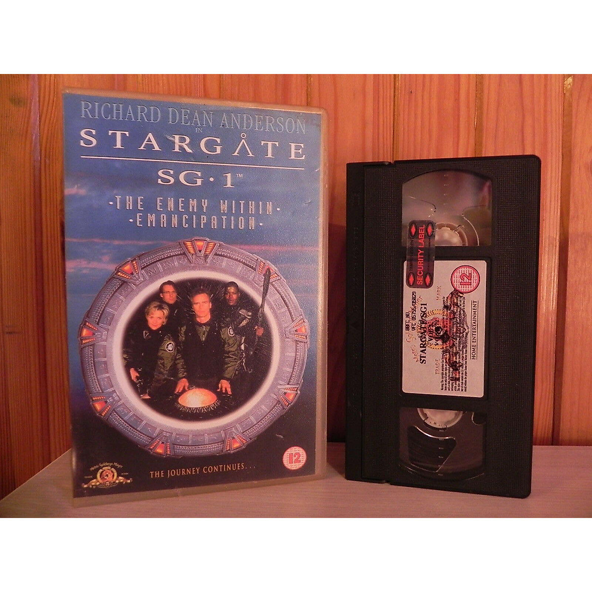 STARGATE SG-1 - Original Release - The Enemy Within - Big Box Video - 067677 VHS