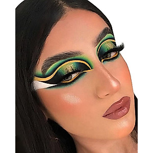 Go Ho 4 Colors Green Eyeshadow Pencil Set,Metallic Eyeliner Pencil Kit Matte&Shimmer Eyeshadow Stick Long Lasting Professional Eye Makeup Colorful Eye Liner for Women