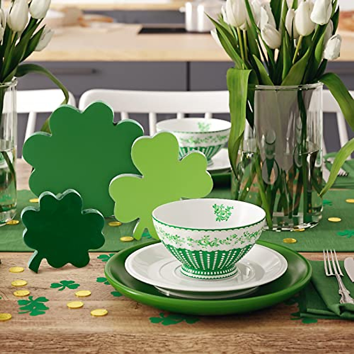 Whaline St. Patrick's Day Wooden Sign 3 Sizes Green Clover Table Centerpiece Freestanding Shamrock Wood Tiered Tray Tabletop Decoration for Irish Holiday Home Party Fireplace Farmhouse Office