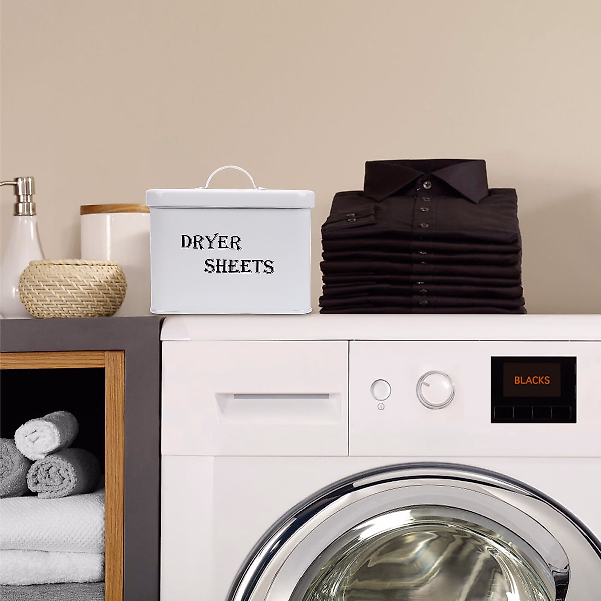 ULTECHNOVO Modern Farmhouse Metal Laundry Dryer Sheets Holder Fabric Softener Dispenser with Lid for Laundry Room Decor and Accessories and Space Saving Laundry Room Organization and Storage White