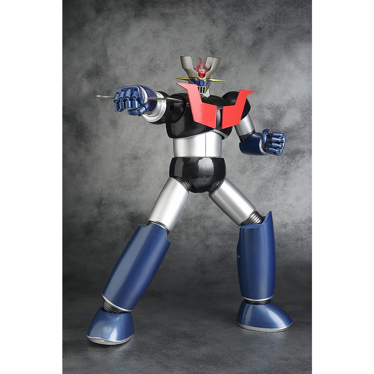 Evolution Toys Grand Action Bigsize Model: Mazinger Z Figure