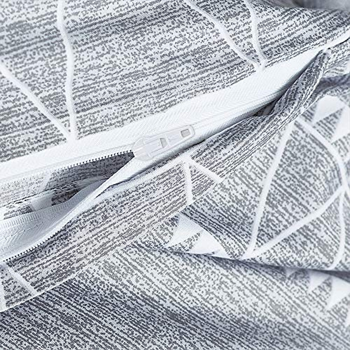 HYPREST Bohemian Queen Duvet Cover Set Lightweight Soft Grey Triangle 3PC Comforter Cover Set Hotel Quality Bedding Set - Oeko-TEX Certificated