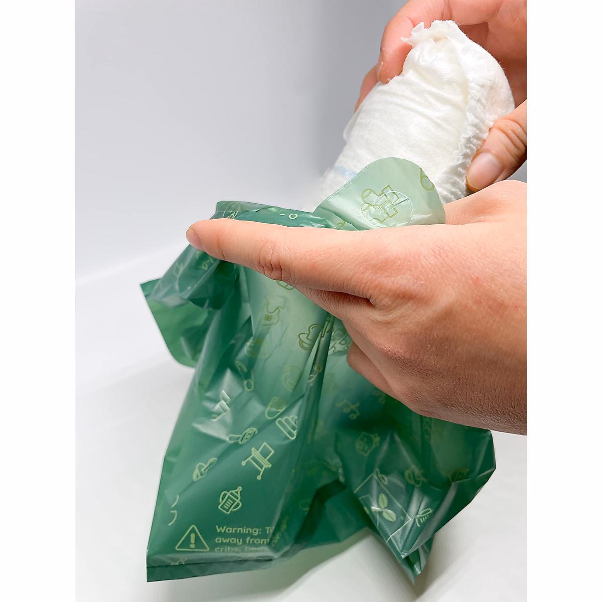 Baby Chan Compostable Disposable Diaper Sacks, 100 pcs, Unscented, Easy-To-Tie Handles, Convenient Diaper Disposal or Waste Bags at Home or While Traveling