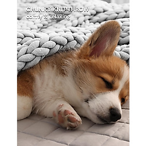 YnM Chunky Throw Blanket, Medium-Weight, Hand Knitted, Skin Friendly, Ventilated and Breathable, Machine Washable, Home Décor Piece for Couch, Sofa and Bed (Lunar Grey, 40x50 Inch)