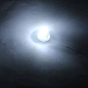 GutReise 10pcs E10 Screw 9V Cold White Flood Light Led Bulb Flood Light Lamps +10pcs E10 Base (9V, Cold White)