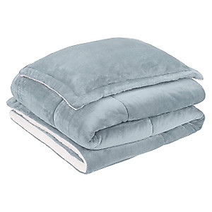 Amazon Basics Ultra-Soft Micromink Sherpa Comforter Bed Set, Twin, Tide Pool Blue
