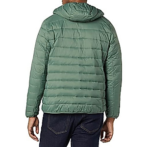 Amazon Essentials Men's Lightweight Water-Resistant Packable Hooded Puffer Jacket, Green, Medium
