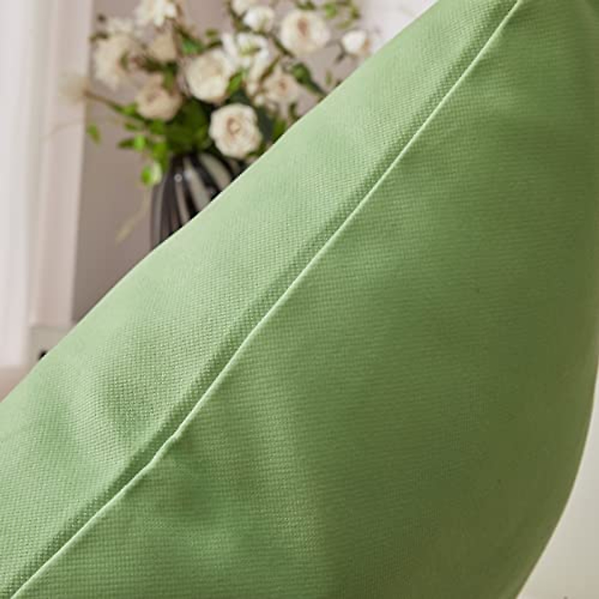 Tayis Green Throw Pillow Covers, Cotton Canvas Soft Square Pillow Cases 18x18 Set of 4, Decorative Pillows Suitable for Sofa Couch Bed Car Home