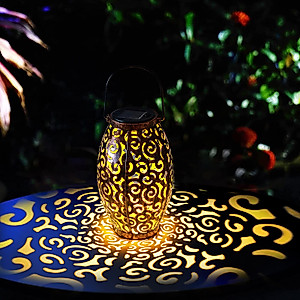 WENMER Solar Lantern Solar Hanging Lanterns Waterproof Outdoor Garden Solar Lanterns Outdoor Solar Powered Lantern Retro Metal for Patio Pathway Walkway Yard Christmas