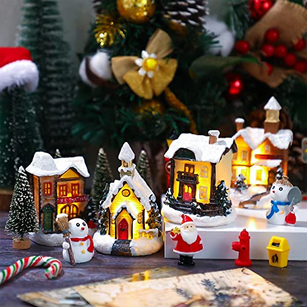 16 Pieces Christmas Village Set - Battery Operated Houses, Xmas Town Scene Desktop Ornament, Figurines, Accessories, Resin Buildings, Landscape Decor
