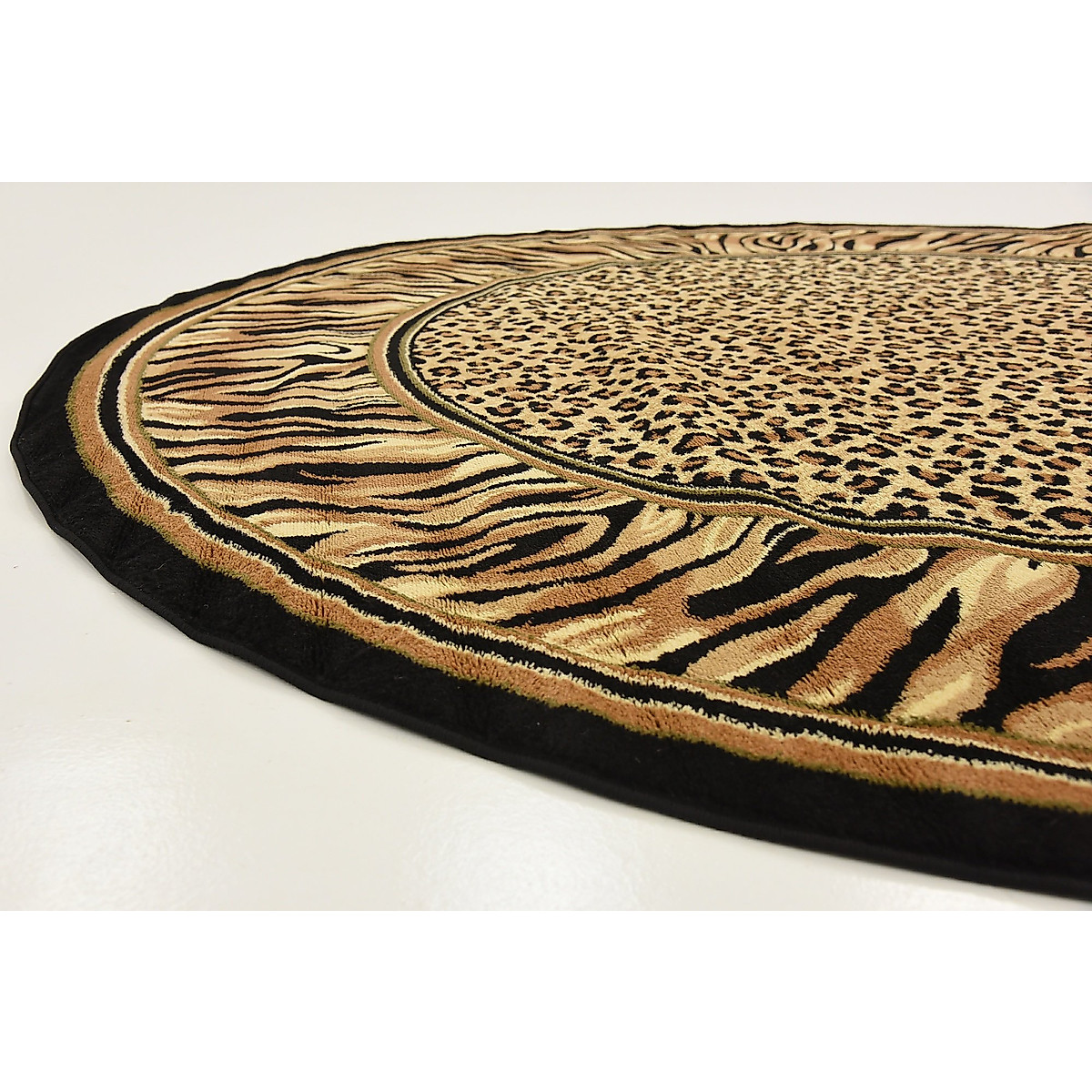 Unique Loom Wildlife Collection Animal Inspired with Cheetah Bordered Design Area Rug, 8 ft, Ivory/Black