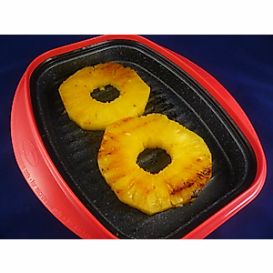 Microhearth Grill Pan for Microwave Cooking, Red