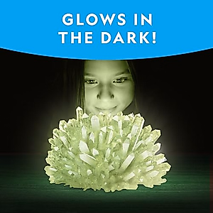 NATIONAL GEOGRAPHIC Giant Glow in The Dark Crystal Growing Kit - Grow Your Own Crystal in Days with This Science Kit for Kids (Amazon Exclusive)