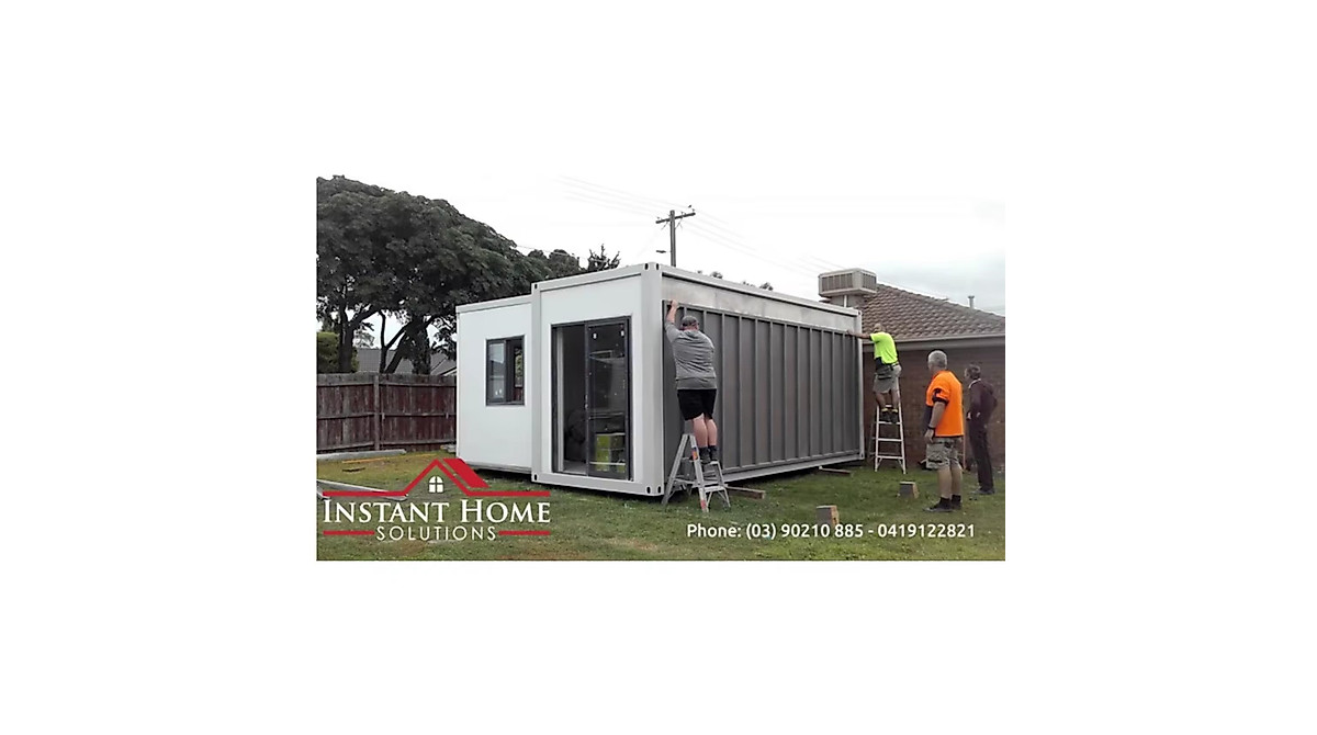 Foldable Extendable Mobile House - Customizable & Quick Setup