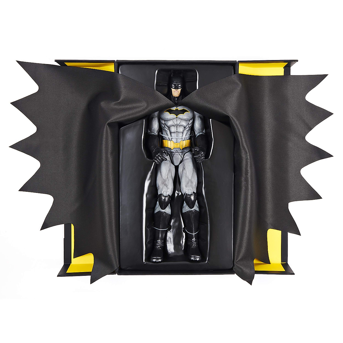BATMAN 12-inch Action Figure with Deluxe Cloth Cape (DC FanDome Exclusive)