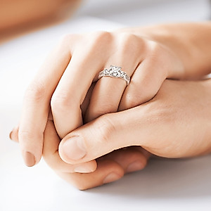 Size 7 - Solid 925 Sterling Silver CZ Cubic Zirconia 3 Three Stone Engagement Ring - Princess Cut Solitaire with Round Side Stones (1.75cttw., 1.5ct. Center) - With Elegant Velvet Ring Box